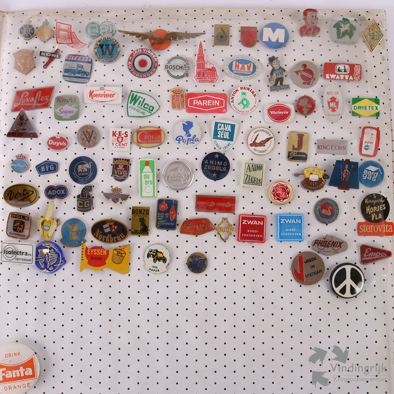 Verzameling Speldjes in Album | Parels Breda