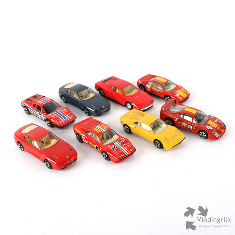 Set van 8 Ferrari Modelauto’s Bburago | Parels Breda