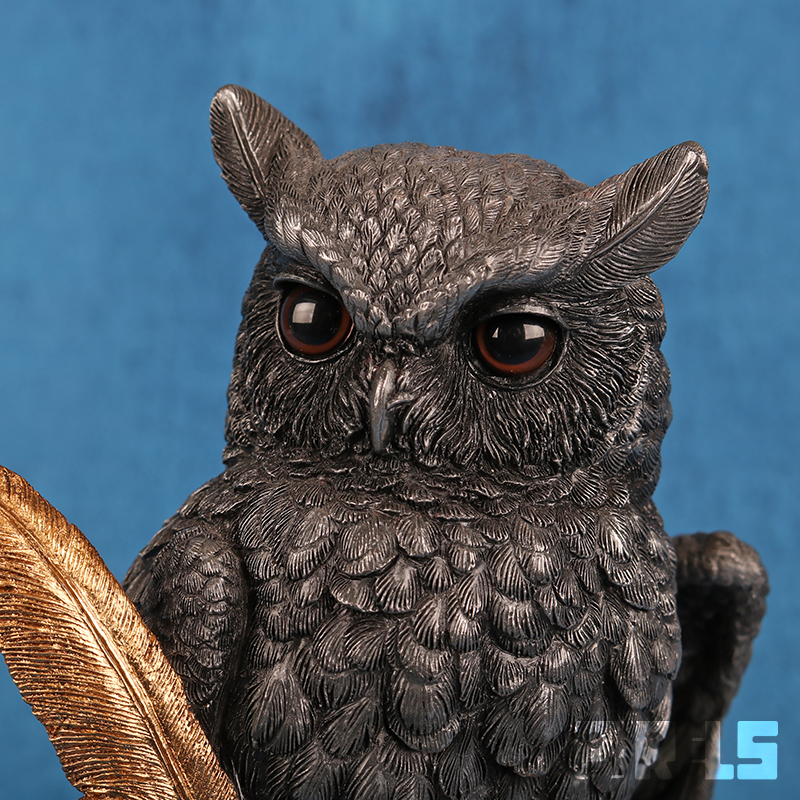 Beeld Uil Nemesis Now | Parels Breda