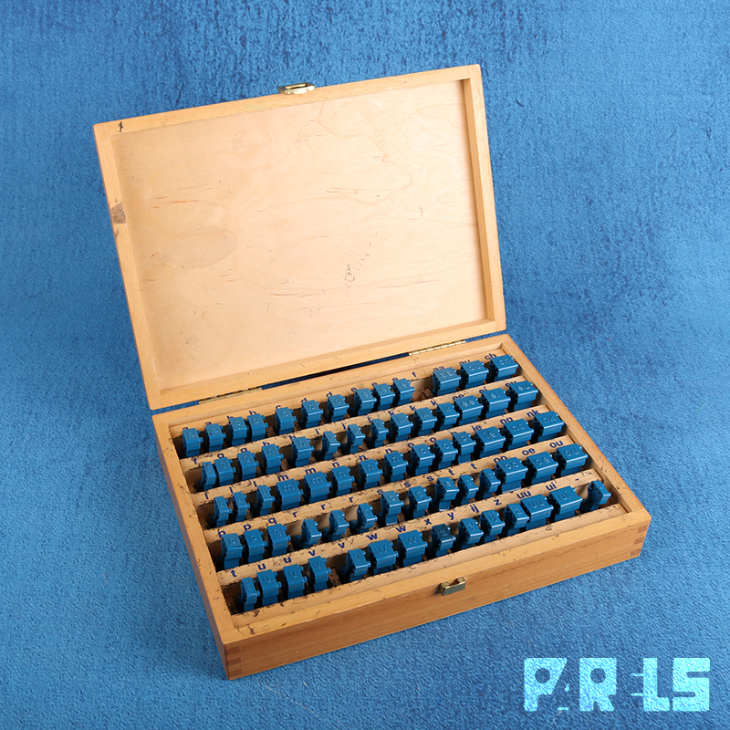 Linkprint Schakelbare Letterstempels Kist 4B | Parels Breda