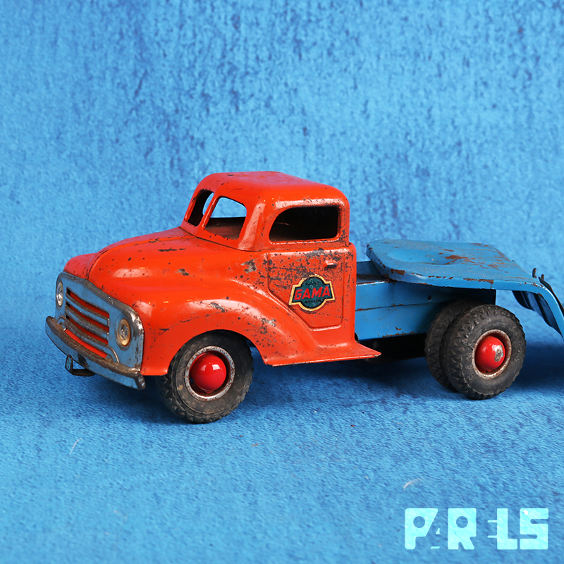 Vintage Gama Truck met oplegger | Parels Breda
